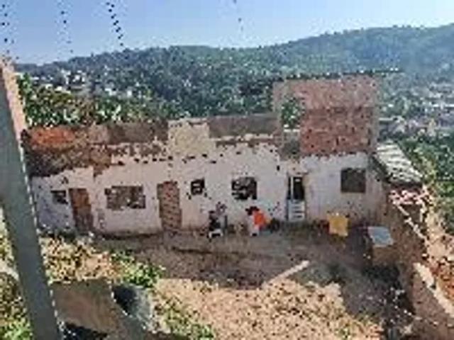 Casa com 2 Quartos e 1 banheiro à Venda, 428 m² por R$ 150.000