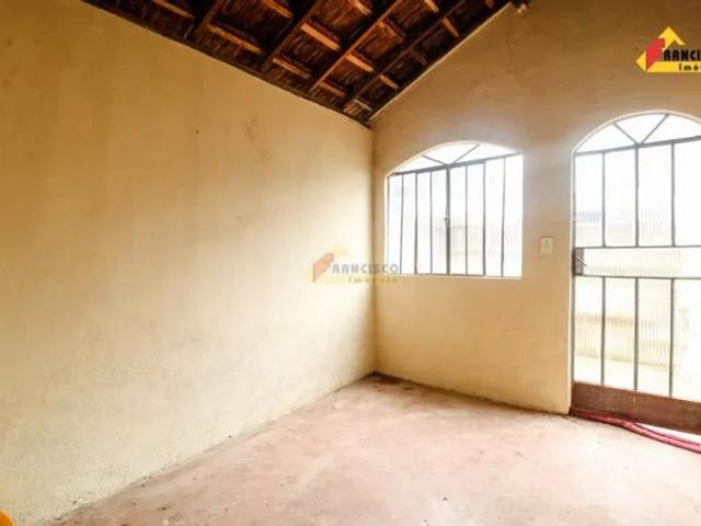 Casa com 2 Quartos e 1 banheiro à Venda, 50 m² por R$ 100.000
