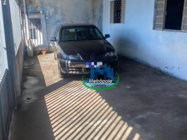 Casa com 2 Quartos e 1 banheiro à Venda, 50 m² por R$ 340.000