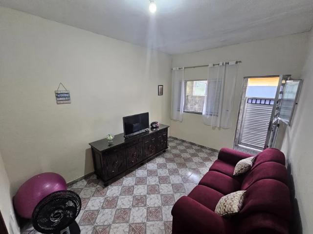 Casa com 2 Quartos e 1 banheiro à Venda, 51 m² por R$ 180.000