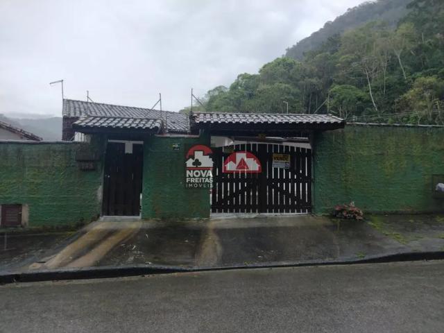 Casa com 2 Quartos e 1 banheiro à Venda, 58 m² por R$ 230.000
