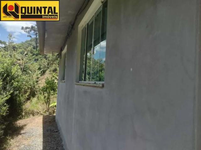 Casa com 2 Quartos e 1 banheiro à Venda, 60 m² por R$ 135.000