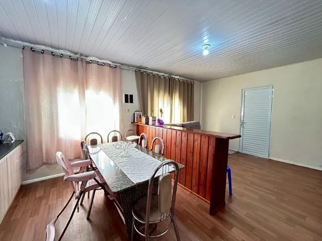 Casa com 2 Quartos e 1 banheiro à Venda, 60 m² por R$ 280.000