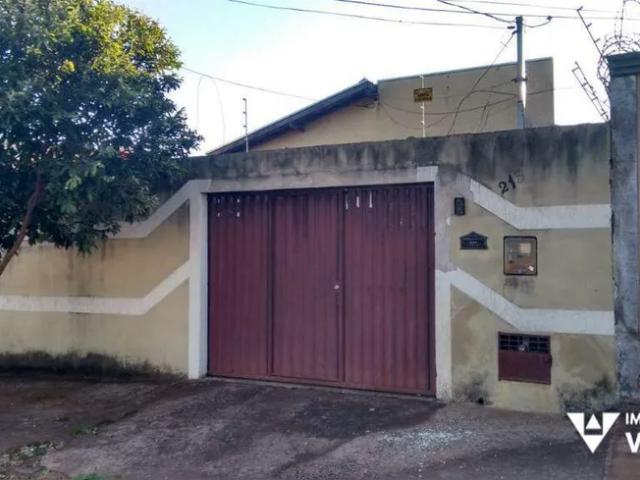 Casa com 2 Quartos e 1 banheiro à Venda, 61 m² por R$ 170.000