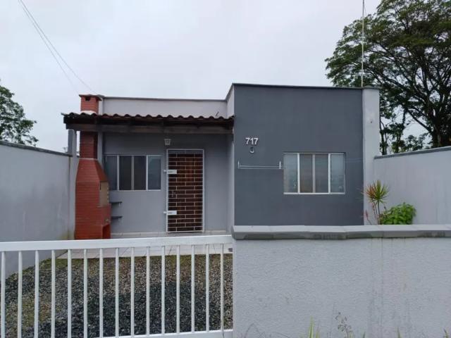 Casa com 2 Quartos e 1 banheiro à Venda, 70 m² por R$ 280.000