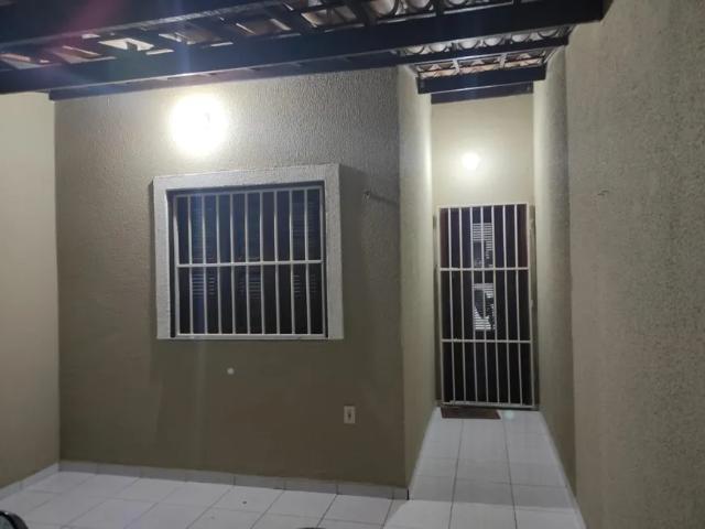 Casa com 2 Quartos e 1 banheiro à Venda, 74 m² por R$ 50.000