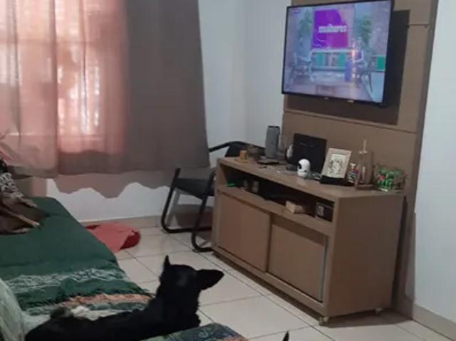 Casa com 2 Quartos e 1 banheiro à Venda, 74 m² por R$ 290.000