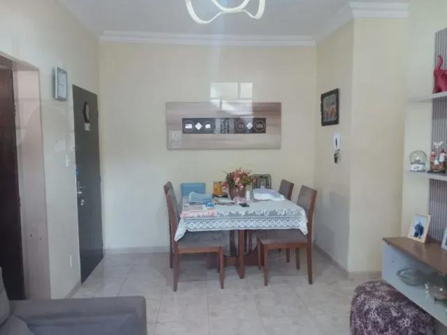 Casa com 2 Quartos e 1 banheiro à Venda, 80 m² por R$ 150.000