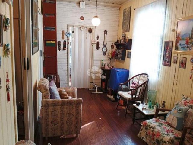 Casa com 2 Quartos e 1 banheiro à Venda, 80 m² por R$ 280.000