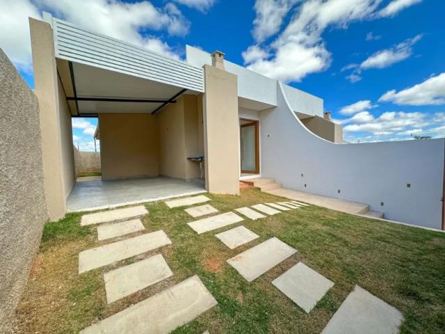 Casa com 2 Quartos e 1 banheiro à Venda, 95 m² por R$ 455.000