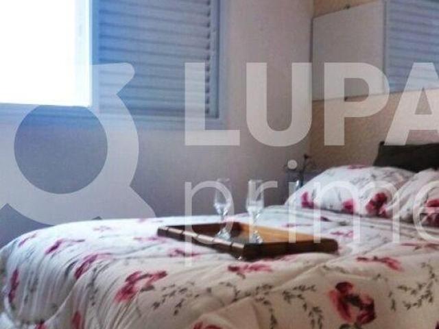 CASA COM 2 QUARTOS E 1 VAGA DE GARAGEM À VENDA NA VILA GUSTAVO
