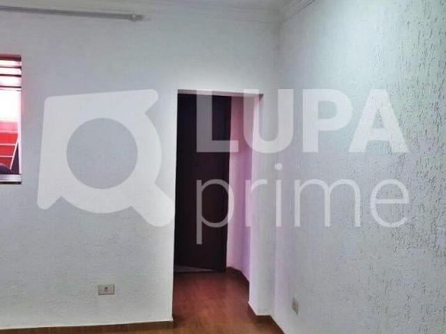 CASA COM 2 QUARTOS E 1 VAGA DE GARAGEM À VENDA NA VILA MARIA BAIXA