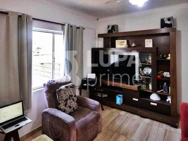 CASA COM 2 QUARTOS E 1 VAGA DE GARAGEM À VENDA NA VILA MEDEIROS