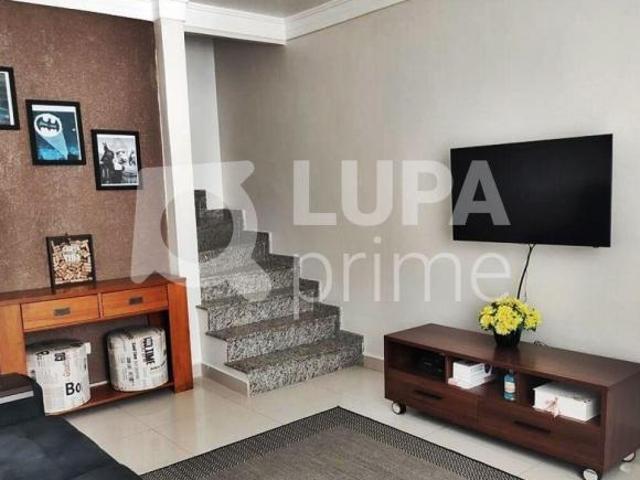 CASA COM 2 QUARTOS E 1 VAGA DE GARAGEM À VENDA NO TUCURUVI