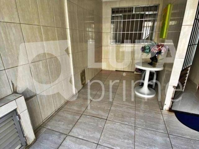 CASA COM 2 QUARTOS E 1 VAGA DE GARAGEM À VENDA NO TREMEMBÉ