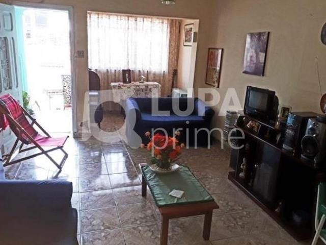 CASA COM 2 QUARTOS E 1 VAGA DE GARAGEM À VENDA EM SANTANA