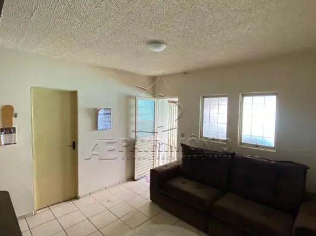 Casa com 2 Quartos e 2 banheiros à Venda, 140 m² por R$ 280.000
