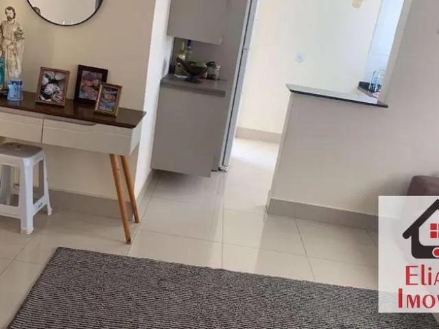 Casa com 2 Quartos e 2 banheiros à Venda, 150 m² por R$ 530.000