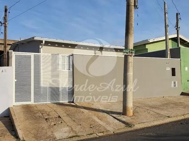 Casa com 2 Quartos e 2 banheiros à Venda, 157 m² por R$ 380.000