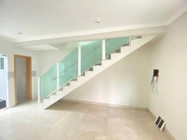 Casa com 2 Quartos e 2 banheiros à Venda, 100 m² por R$ 280.000
