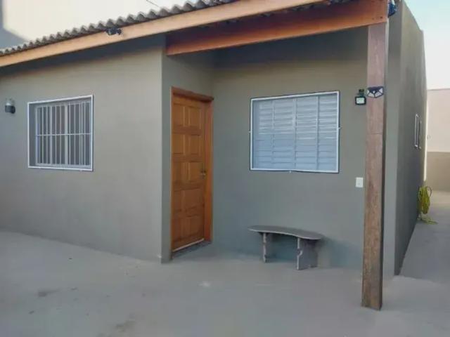 Casa com 2 Quartos e 2 banheiros à Venda, 108 m² por R$ 129.900