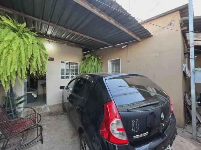 Casa com 2 Quartos e 2 banheiros à Venda, 109 m² por R$ 125.000
