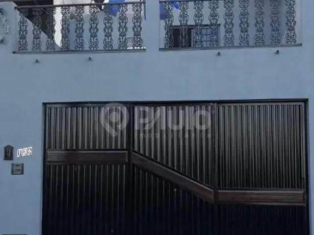 Casa com 2 Quartos e 2 banheiros à Venda, 125 m² por R$ 380.000