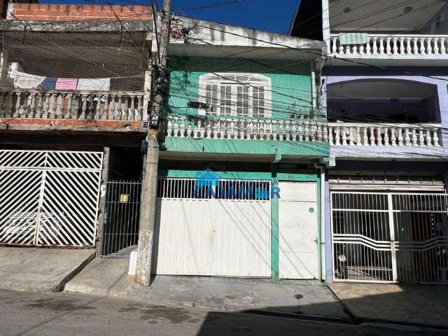 Casa com 2 Quartos e 2 banheiros à Venda, 250 m² por R$ 370.000