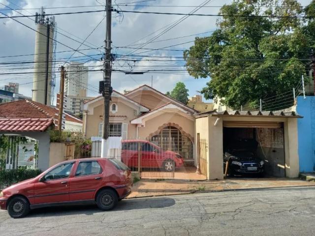 Casa com 2 Quartos e 2 banheiros à Venda, 280 m² por R$ 970.000
