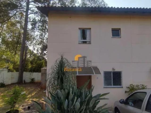 Casa com 2 Quartos e 2 banheiros à Venda, 65 m² por R$ 350.000