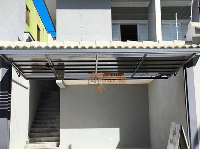 Casa com 2 Quartos e 2 banheiros à Venda, 65 m² por R$ 480.000