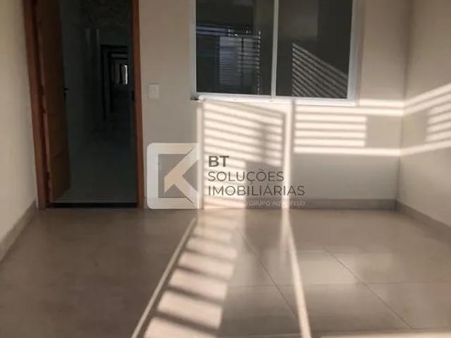 Casa com 2 Quartos e 2 banheiros à Venda, 67 m² por R$ 386.000