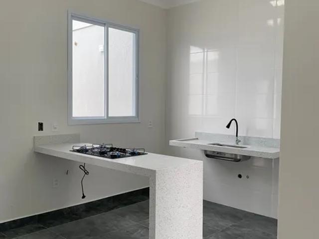 Casa com 2 Quartos e 2 banheiros à Venda, 60 m² por R$ 480.000