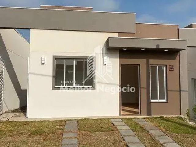 Casa com 2 Quartos e 2 banheiros à Venda, 63 m² por R$ 350.000