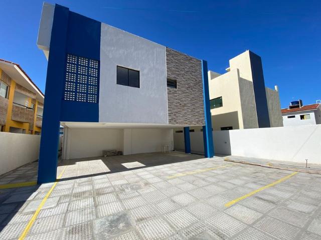 Casa com 2 Quartos e 2 banheiros à Venda, 75 m² por R$ 180.000