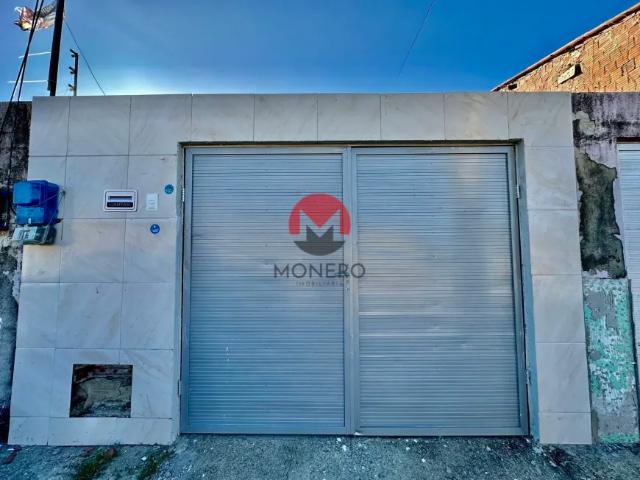Casa com 2 Quartos e 2 banheiros à Venda, 72 m² por R$ 150.000