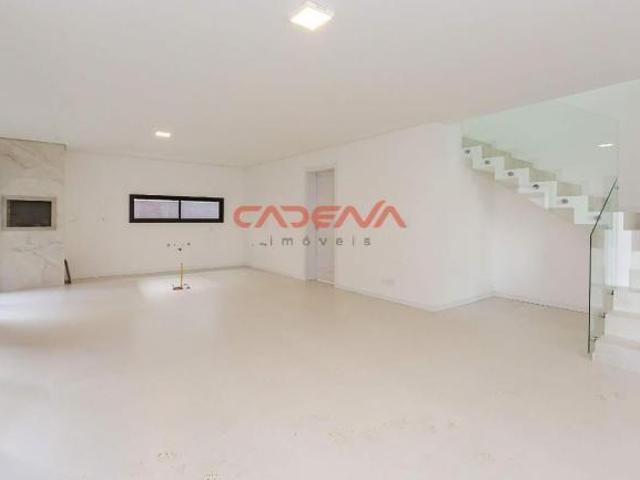 Casa com 2 quartos e 2 vagas à venda no Santa Cândida
