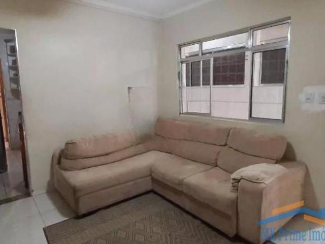 Casa com 2 quartos e 2 Vagas de Garagem
