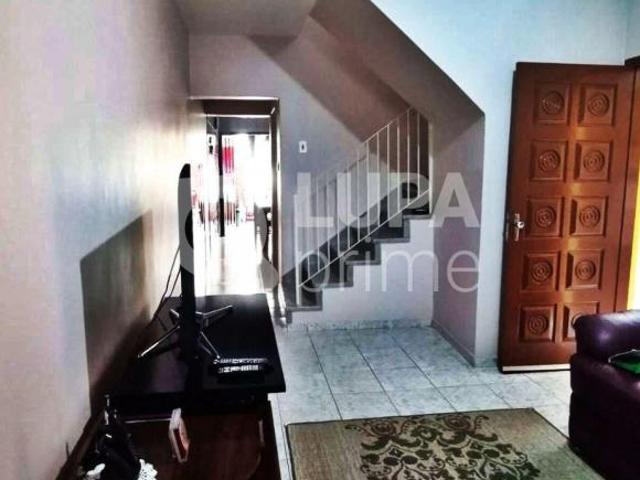 CASA COM 2 QUARTOS E 2 VAGAS DE GARAGEM À VENDA EM GUARULHOS