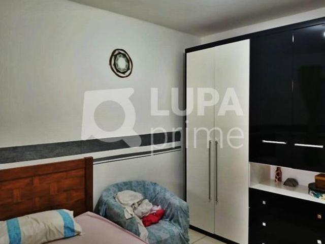 CASA COM 2 QUARTOS E 2 VAGAS DE GARAGEM À VENDA EM SOROCABA