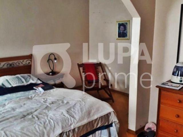 CASA COM 2 QUARTOS E 2 VAGAS DE GARAGEM À VENDA NA VILA MARIA ALTA