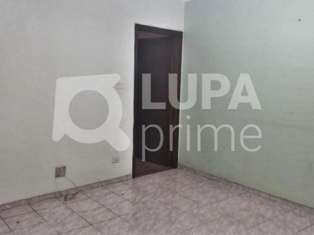 CASA COM 2 QUARTOS E 2 VAGAS DE GARAGEM À VENDA NA VILA MARIA ALTA