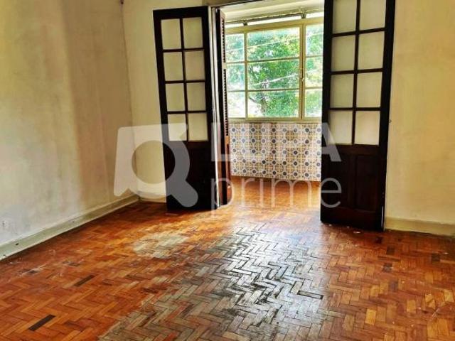 CASA COM 2 QUARTOS E 2 VAGAS DE GARAGEM À VENDA NA VILA MARIA ALTA