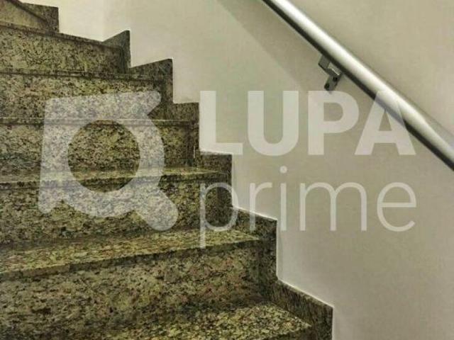 CASA COM 2 QUARTOS E 2 VAGAS DE GARAGEM À VENDA NA VILA GUILHERME