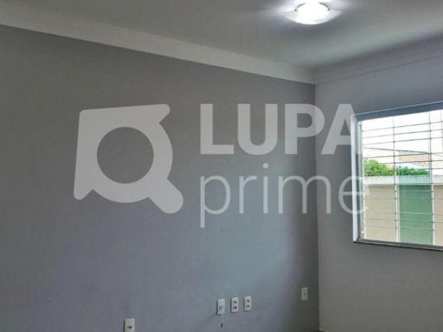 CASA COM 2 QUARTOS E 2 VAGAS DE GARAGEM À VENDA NA VILA GUILHERME