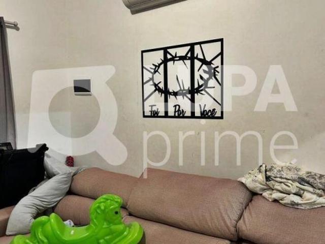 CASA COM 2 QUARTOS E 2 VAGAS DE GARAGEM À VENDA NA ÁGUA FRIA