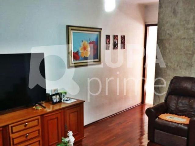 CASA COM 2 QUARTOS E 2 VAGAS DE GARAGEM À VENDA NO TREMEMBÉ