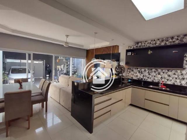 Casa com 2 Quartos e 3 banheiros à Venda, 150 m² por R$ 364.990
