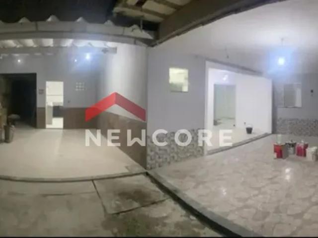 Casa com 2 Quartos e 3 banheiros à Venda, 390 m² por R$ 230.000