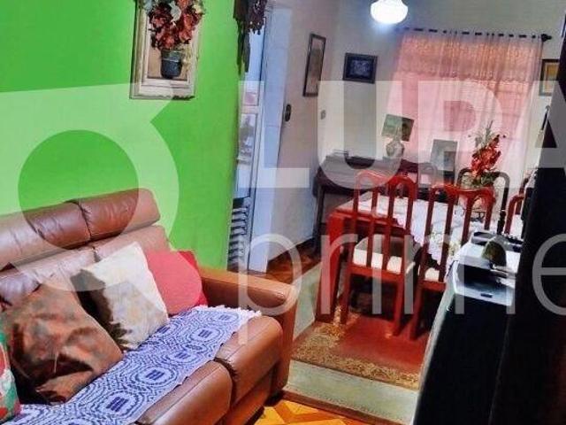 CASA COM 2 QUARTOS E 3 VAGAS DE GARAGEM À VENDA NO JARDIM TREMEMBÉ